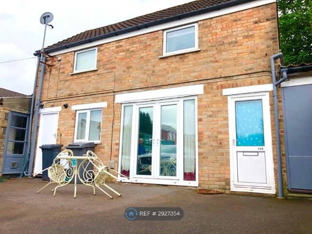 Melville Road, Bournemouth BH9, 2 bed detached house to rent, £1,495 pcm | PrimeLocation