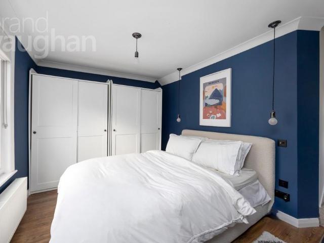 Melville Road, Hove, East Sussex, BN3 1 bed flat to rent £1,400 pcm £323 pw