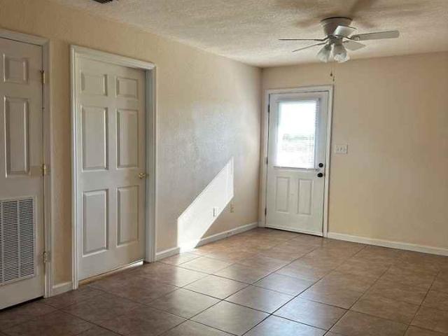 Mel Mar Go Apartments 2 Bedroom Apartment for Rent at 2231 Mel Margo Ave Ne, Live Oak, FL 32064