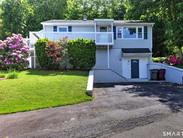 Melbourne Ct, Naugatuck, Home For Sale