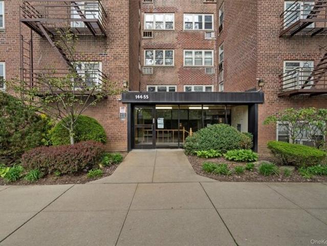 Melbourne Ave Unit E, Flushing, Property For Sale