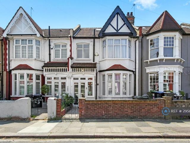 Melbourne Avenue, London, N13 5 bed terraced house to rent £3,500 pcm £808 pw