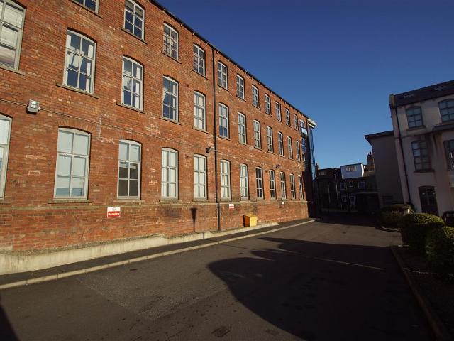 Melbourne Street, Morley, Leeds LS27, 2 bed flat to rent, £995 pcm | PrimeLocation