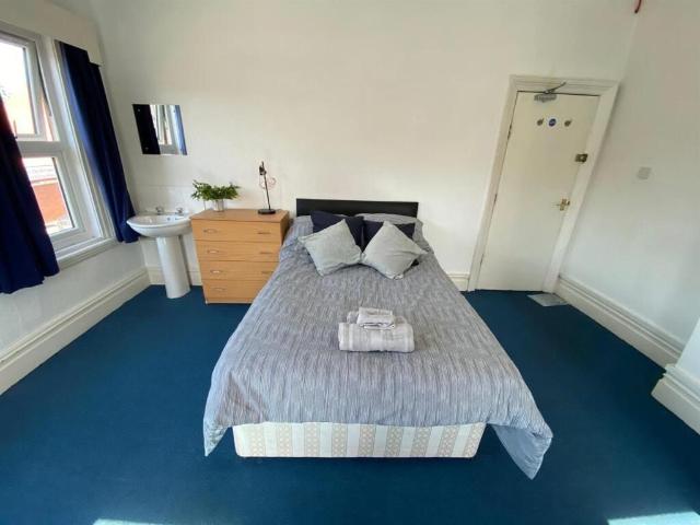 Melbourne Road, Coventry CV5, Room to rent, £525 pcm | PrimeLocation