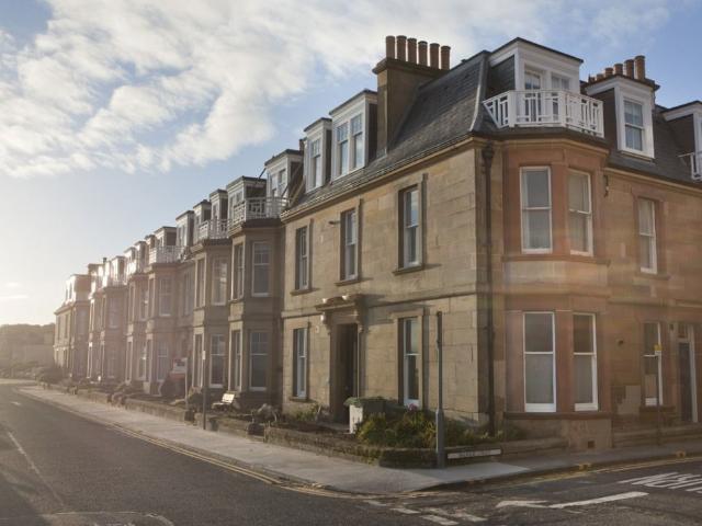Melbourne Road, North Berwick, East Lothian EH39, 2 bed flat to rent, £1,500 pcm | PrimeLocation