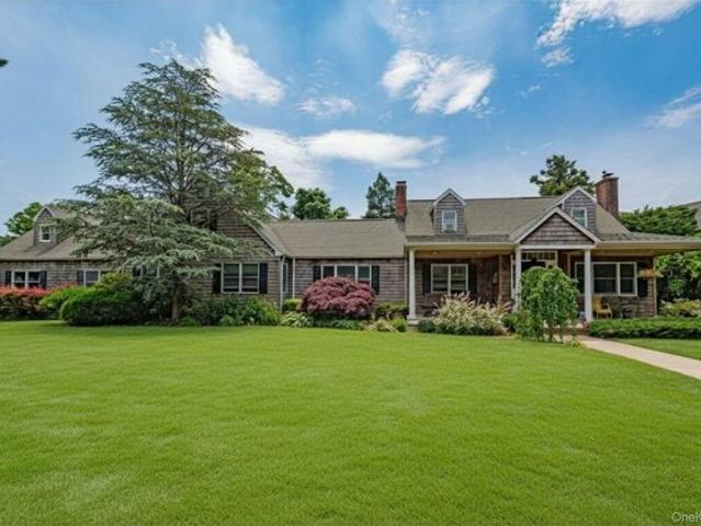 Melbury Rd, Babylon, Home For Sale