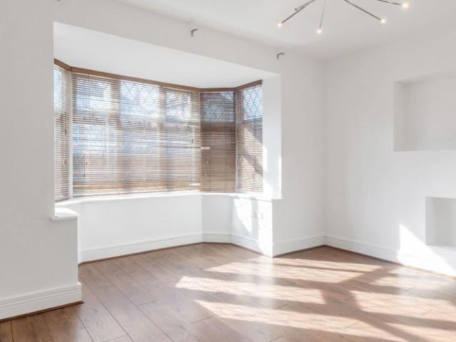 Melbury Road, Woodthorpe, NG5