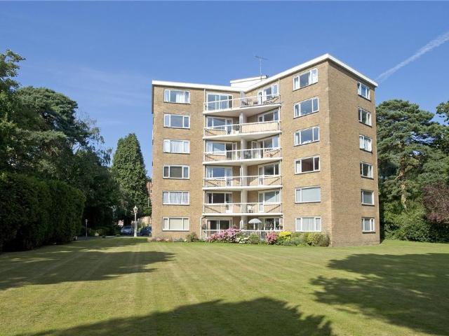 Melbury, 14 Lindsay Road, Poole, BH13 2 bed apartment to rent £1,150 pcm £265 pw