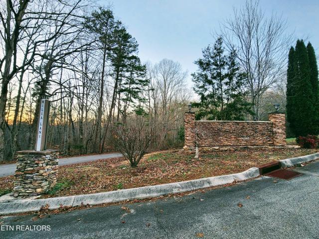 Melea Lane, Kingston, TN 37763