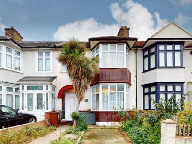 Melford Avenue, Barking, 3 Bedroom House