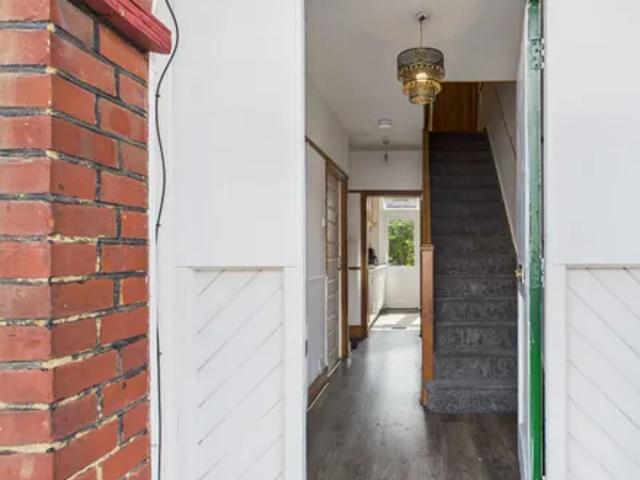 Melford Avenue, London, IG11 9HS, United Kingdom | 4 bed house for rent #165373254 | Rentberry