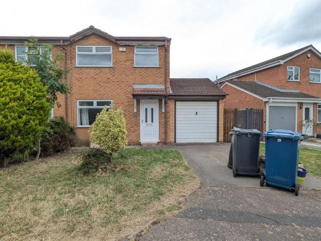 Melford Hall Drive, Nottingham NG2, 3 bed semi detached house to rent, £1,300 pcm | PrimeLocation