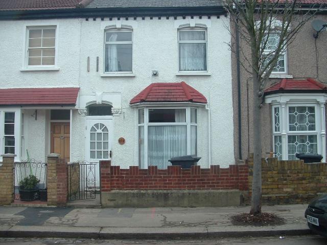 Melford Road, Walthamstow E17, 3 bed terraced house to rent, £2,500 pcm | PrimeLocation