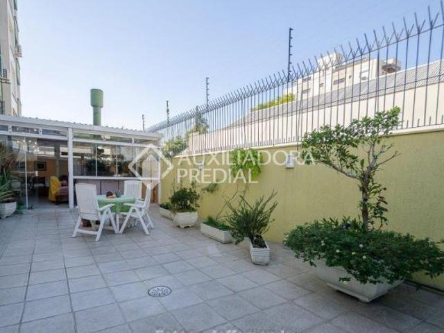 Melhor apartamento Bom Fim 3 dorm com pátio 1 vaga ampla!