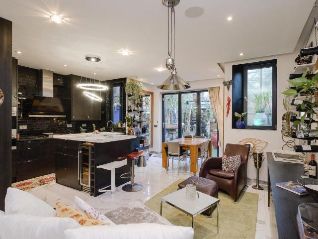 Melliss Avenue, Richmond TW9, 5 bed end terrace house to rent, £9,000 pcm | PrimeLocation