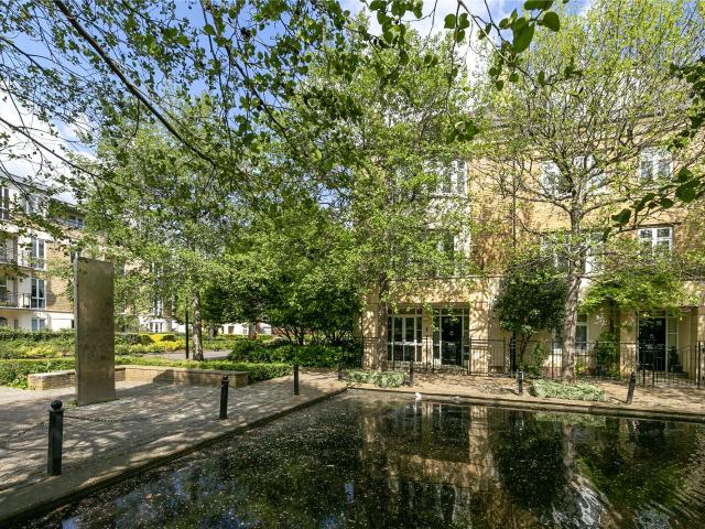 Melliss Avenue, Richmond, TW9