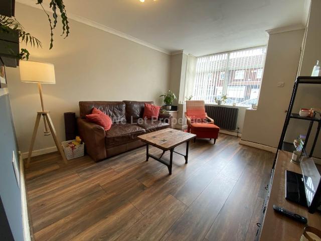 Mellor Street, Eccles M30, 2 bed property to rent, £1,150 pcm | PrimeLocation