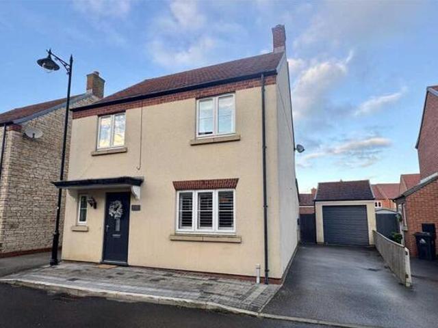 Mellor Way, New Waltham, 4 Bedroom Detached