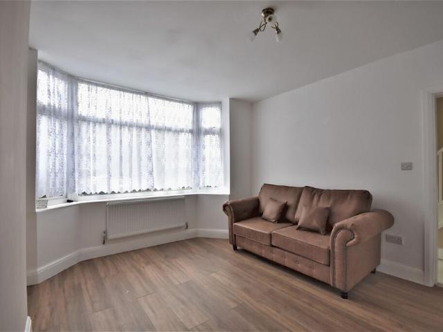 Mellowdew Road, Coventry, CV2 5GH