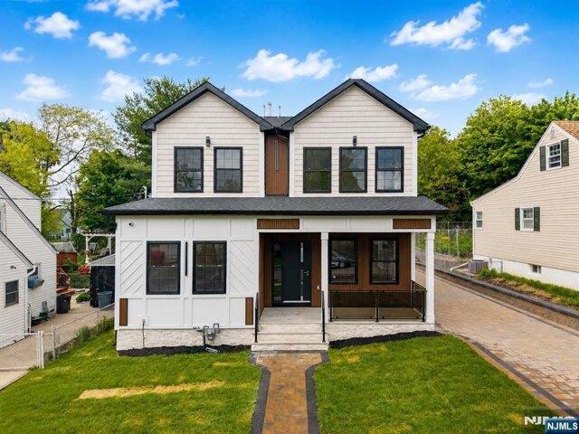 Melody Hill Rd, Clifton, Home For Sale