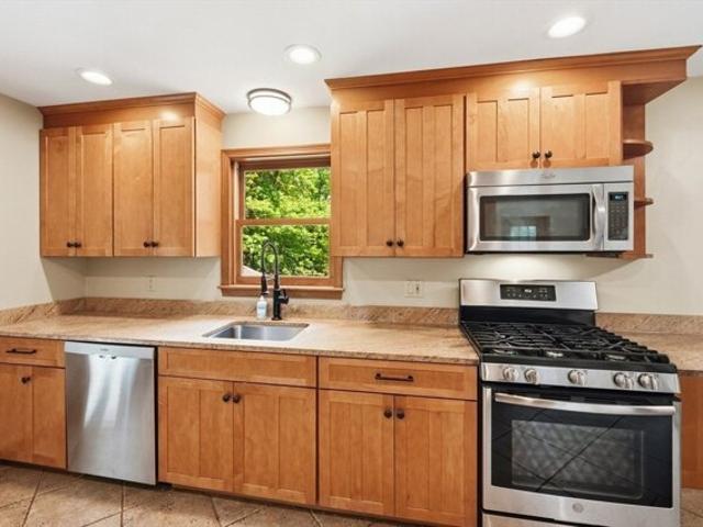 Melrose Ave, Tewksbury, Home For Sale