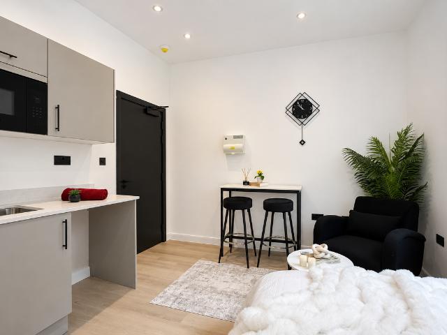 Melrose Avenue, London NW2, Studio to rent, £1,075 pcm | PrimeLocation
