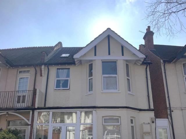 Melrose Avenue, London SW16, Studio to rent, £1,250 pcm | PrimeLocation