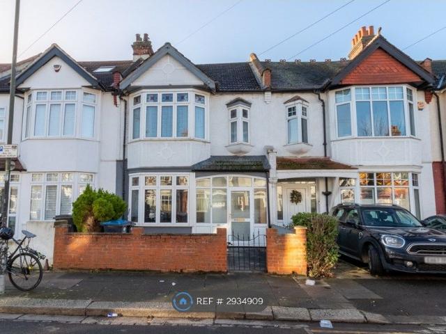 Melrose Avenue, Mitcham CR4, Room to rent, £800 pcm | PrimeLocation