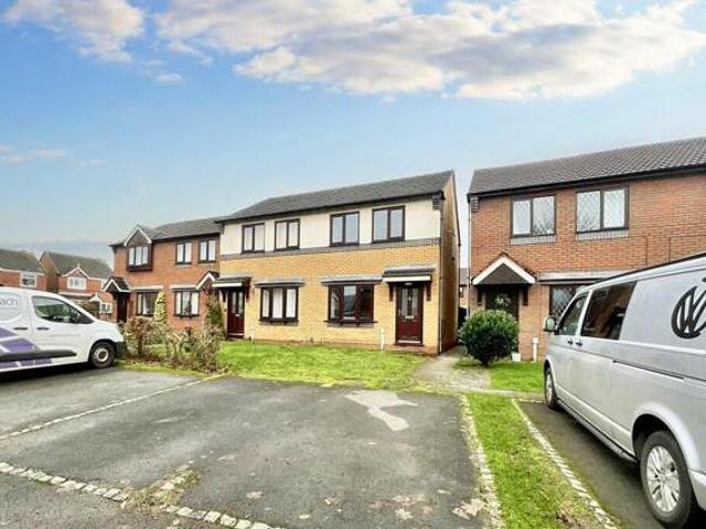 Melrose Avenue, Stone, 2 Bedroom Semi detached