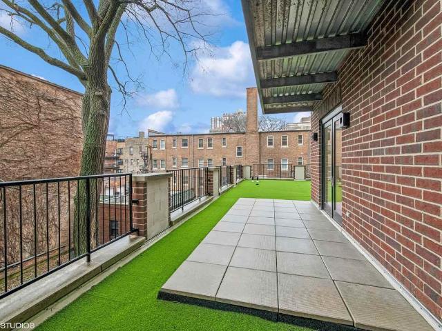 Timeless Comfort, Tailored for You Welcome to Melrose by the Lake! 4 Bedroom Apartment for Rent at 434 W Melrose St, Chicago, IL 60657 Lakeview