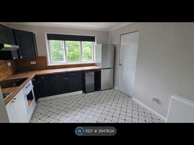 Melrose Road, Cumbernauld, Glasgow G67, 2 bed flat to rent, £745 pcm | PrimeLocation