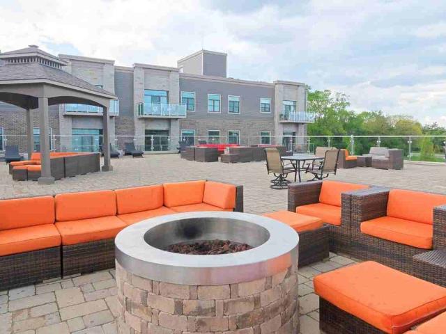 Mequon Reserve 2 Bedroom Apartment for Rent at 6835 W Mequon Rd, Mequon, WI 53092