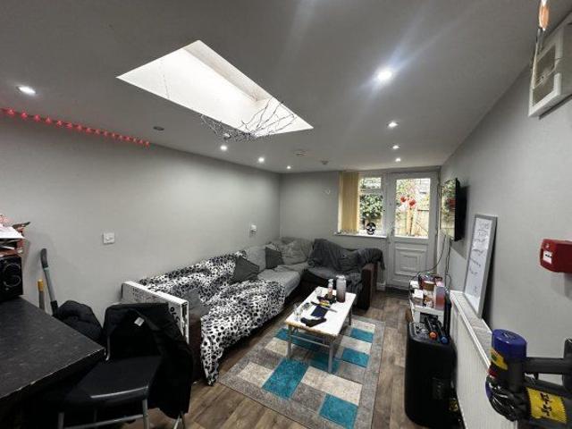 Merthyr Street, Cardiff CF24, 7 bed shared accommodation to rent, £520 pppm | PrimeLocation
