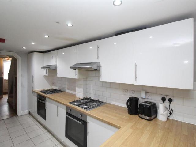 Merthyr Street, Cardiff CF24 8 bed house to rent £4,576 pcm £1,056 pw