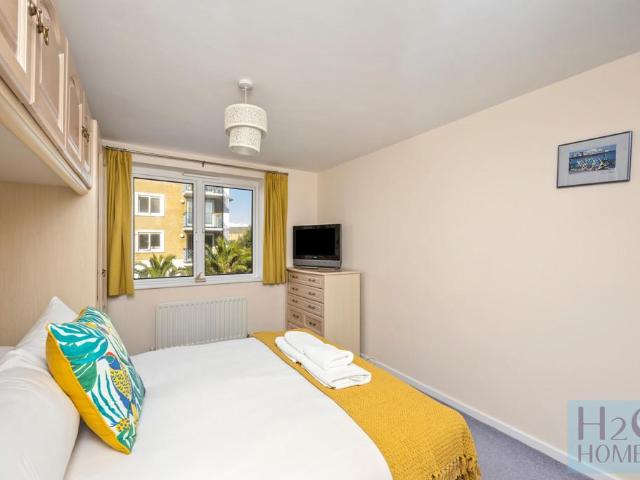 Merton Court, Brighton Marina Village 2 bed apartment to rent £3,683 pcm £850 pw