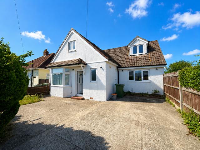 Merton Crescent, Portchester PO16, 4 bed detached house to rent, £1,850 pcm | PrimeLocation