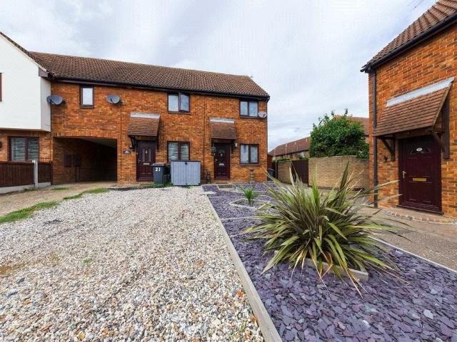 Merton Place, South Woodham Ferrers, Chelmsford, Essex CM3, 2 bed end terrace house to rent, £1,395 pcm | PrimeLocation
