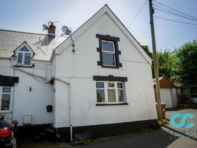 Merafield Road, Plymouth PL7, 2 bed cottage to rent, £900 pcm | PrimeLocation
