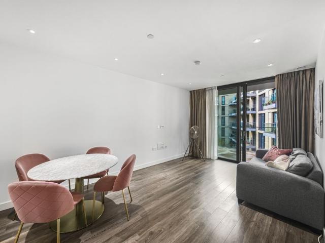 Meranti House, Goodmans Field E1, 1 bed flat to rent, £3,293 pcm | PrimeLocation