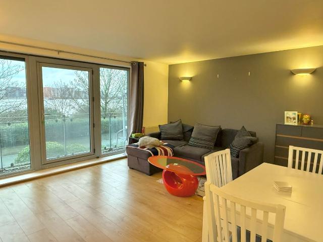 Merbury Close, London SE28, 2 bed flat to rent, £2,340 pcm | PrimeLocation