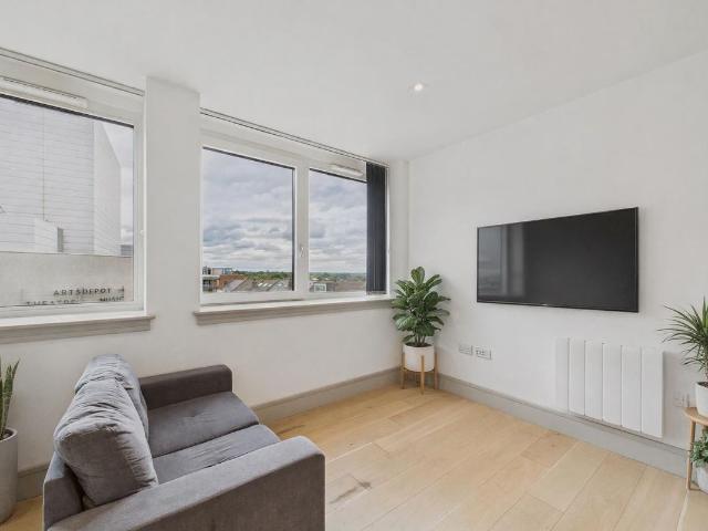 Mercantile House, Uxbridge UB8, Studio to rent, £1,250 pcm | PrimeLocation