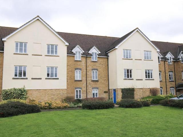 Mercer Close, Larkfield, Aylesford 2 bed apartment to rent £1,295 pcm £299 pw