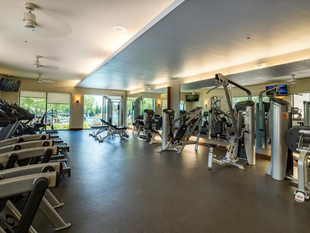 Mercer Crossing Apartments 2 Bedroom Apartment for Rent at 11700 Luna Rd, Farmers Branch, TX 75234
