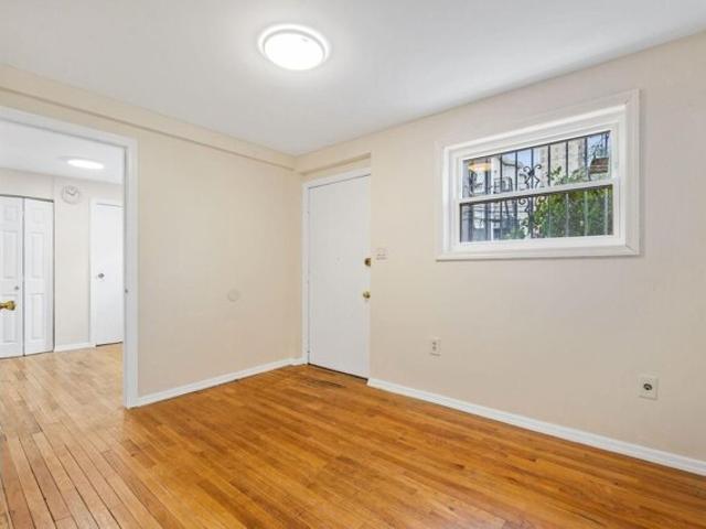 Mercer St, Jersey City, Home For Sale
