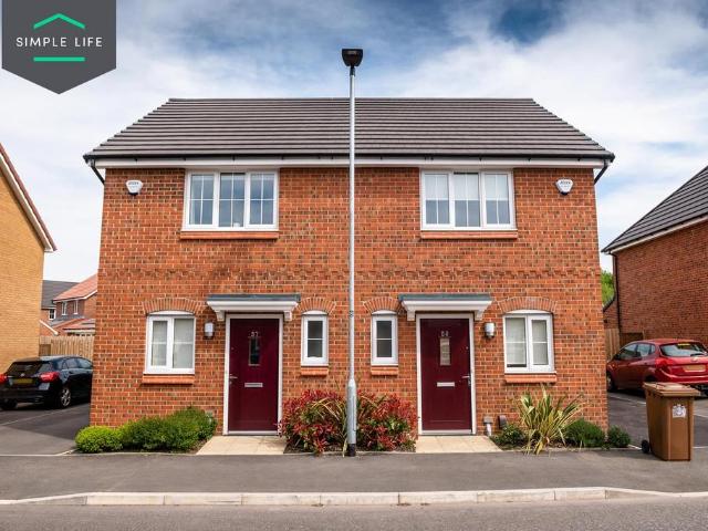 Merchant Avenue, Bury St. Edmunds 2 bed semi detached house to rent £1,380 pcm £318 pw
