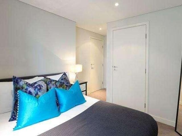 Merchant Square East, W2