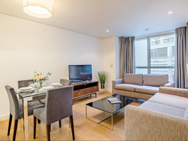 Merchant Square East, London W2 3 bed apartment to rent £7,063 pcm £1,630 pw