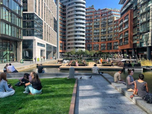 Merchant Square East, London W2 1 bed apartment to rent £3,033 pcm £700 pw