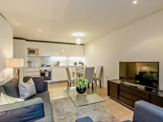 Merchant Square East, London W2 2 bed apartment to rent £4,150 pcm £958 pw