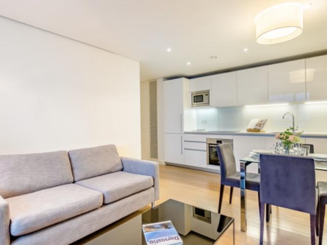 Merchant Square East, London W2 2 bed apartment to rent £4,247 pcm £980 pw